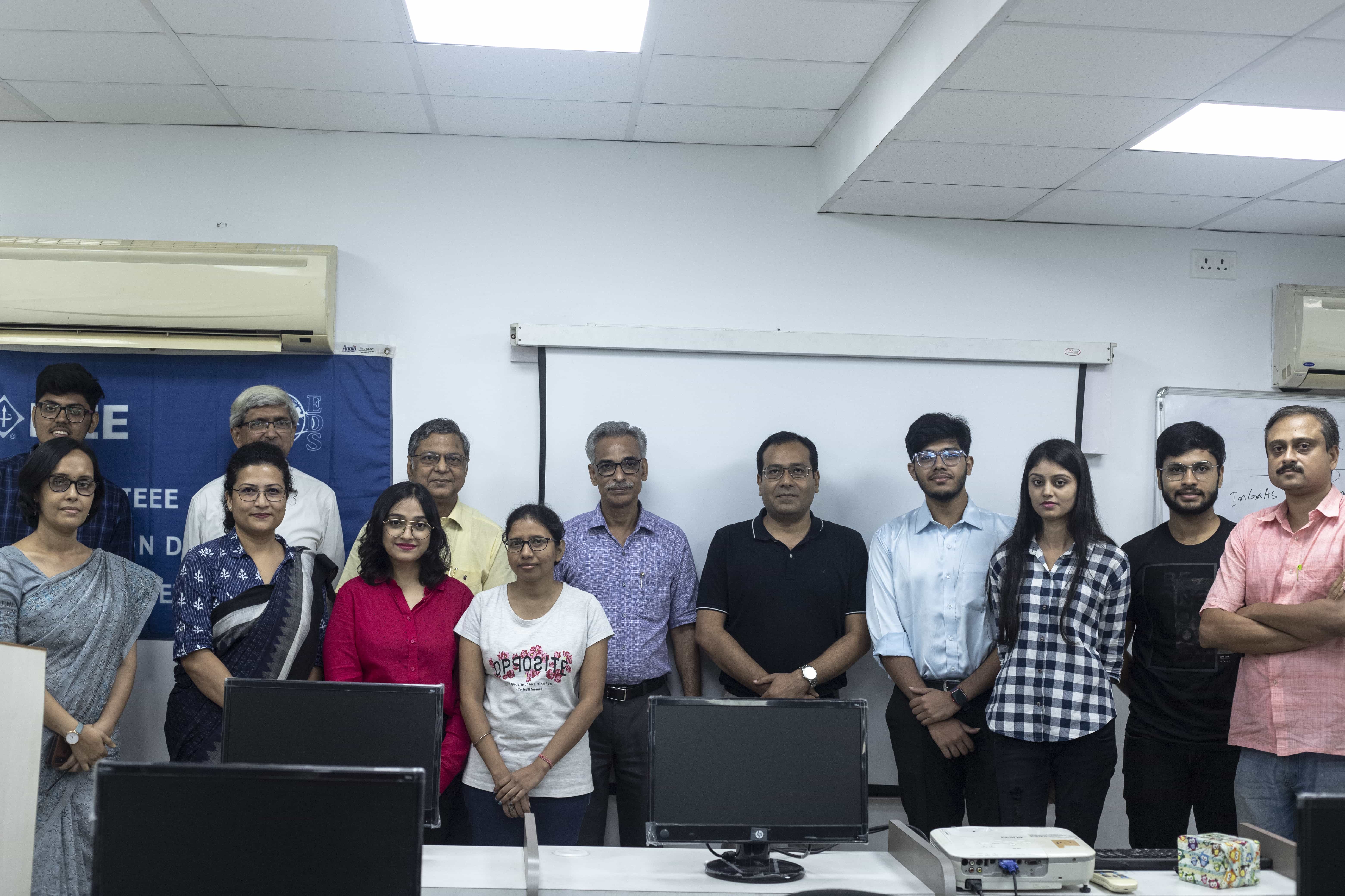 Technical Talk on 'Quantum wire metal-oxide-semiconductor (QW-MOS ...